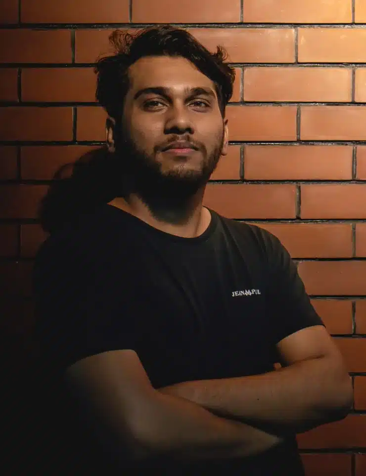 About us - WE CONVERT GREAT IDEAS TO BRILLIANT SOLUTIONS